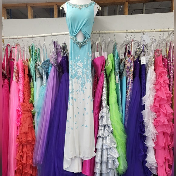 Envious | Dresses | Envious Couture Prom Dress | Poshmark